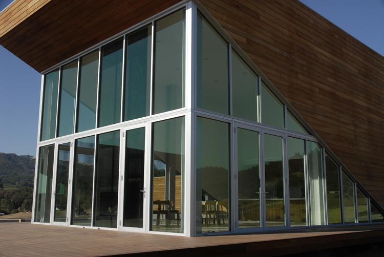 B & L Glass | Diamond Certified