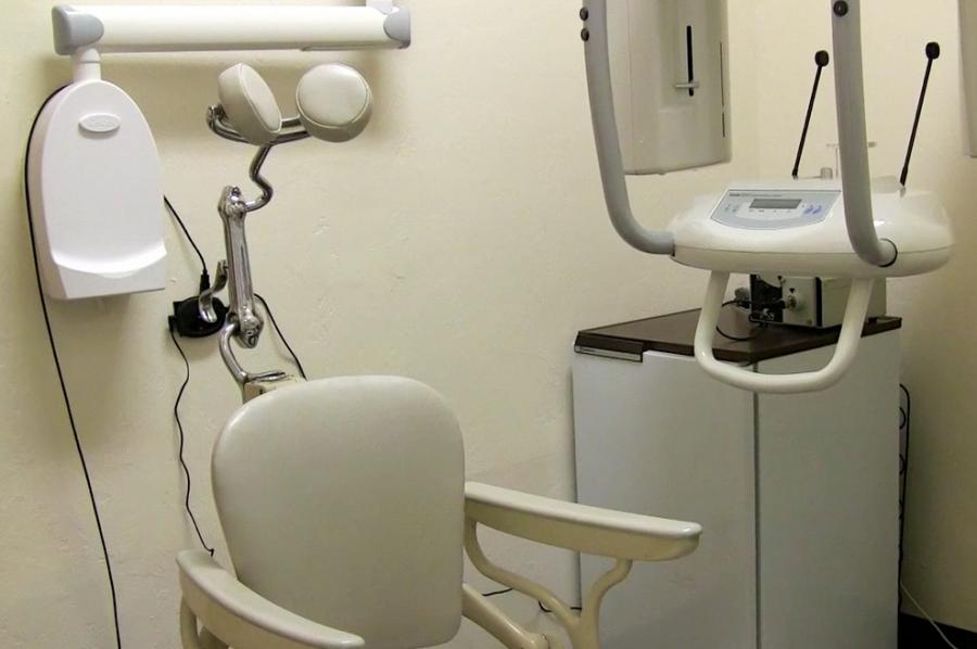 San Leandro Dentist | William R. Hummer, DDS | Diamond Certified