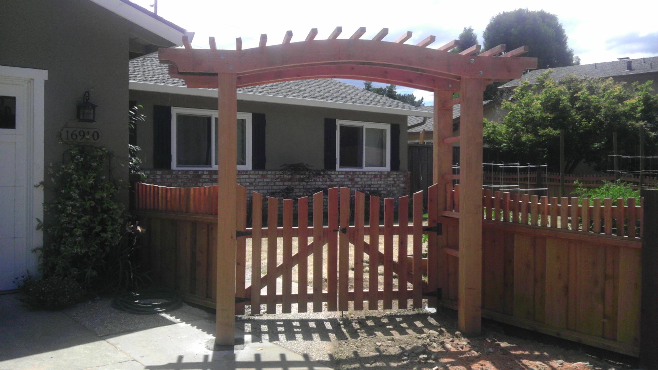 Meza's Fence | Diamond Certified | San Jose Fence Contractor