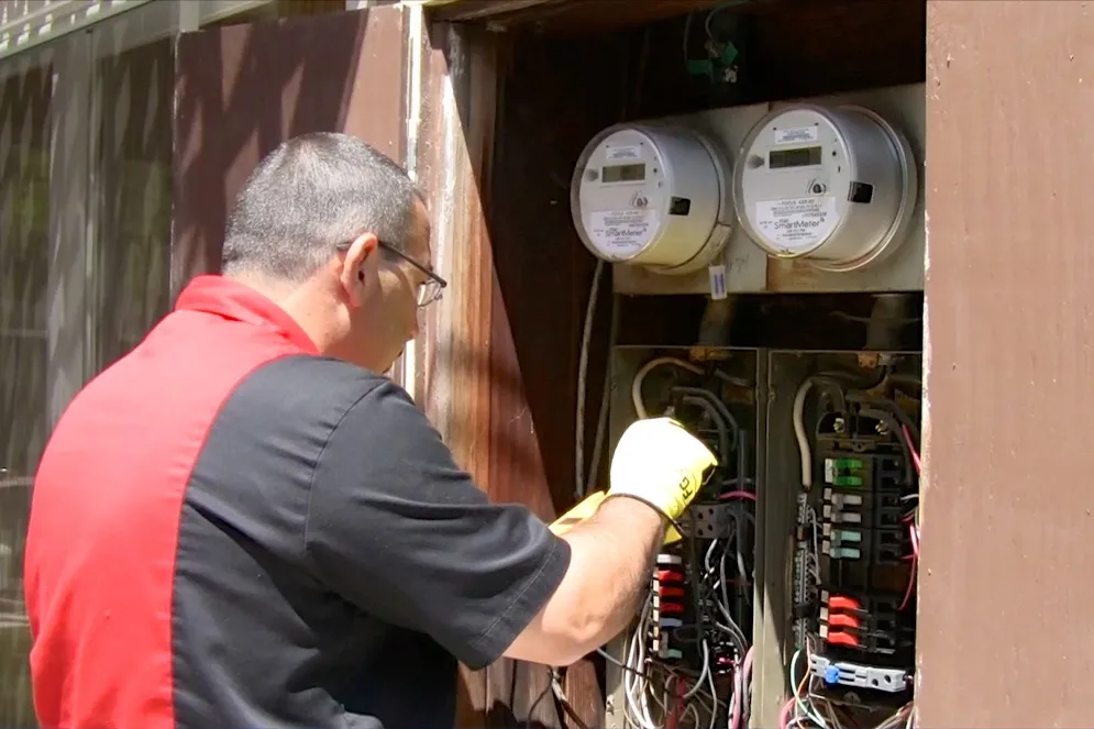 Is it Time to Update Your Electrical Panel? | Diamond Certified